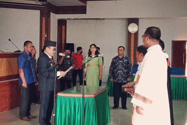 Wakil Bupati Zadrak Lantik Pejabat Administrator Dan Fungsional Ini
